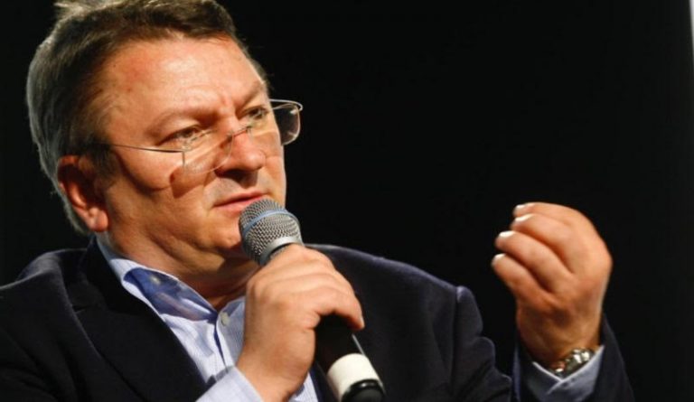 ARMAND GOȘU – Facultatea de Științe Politice