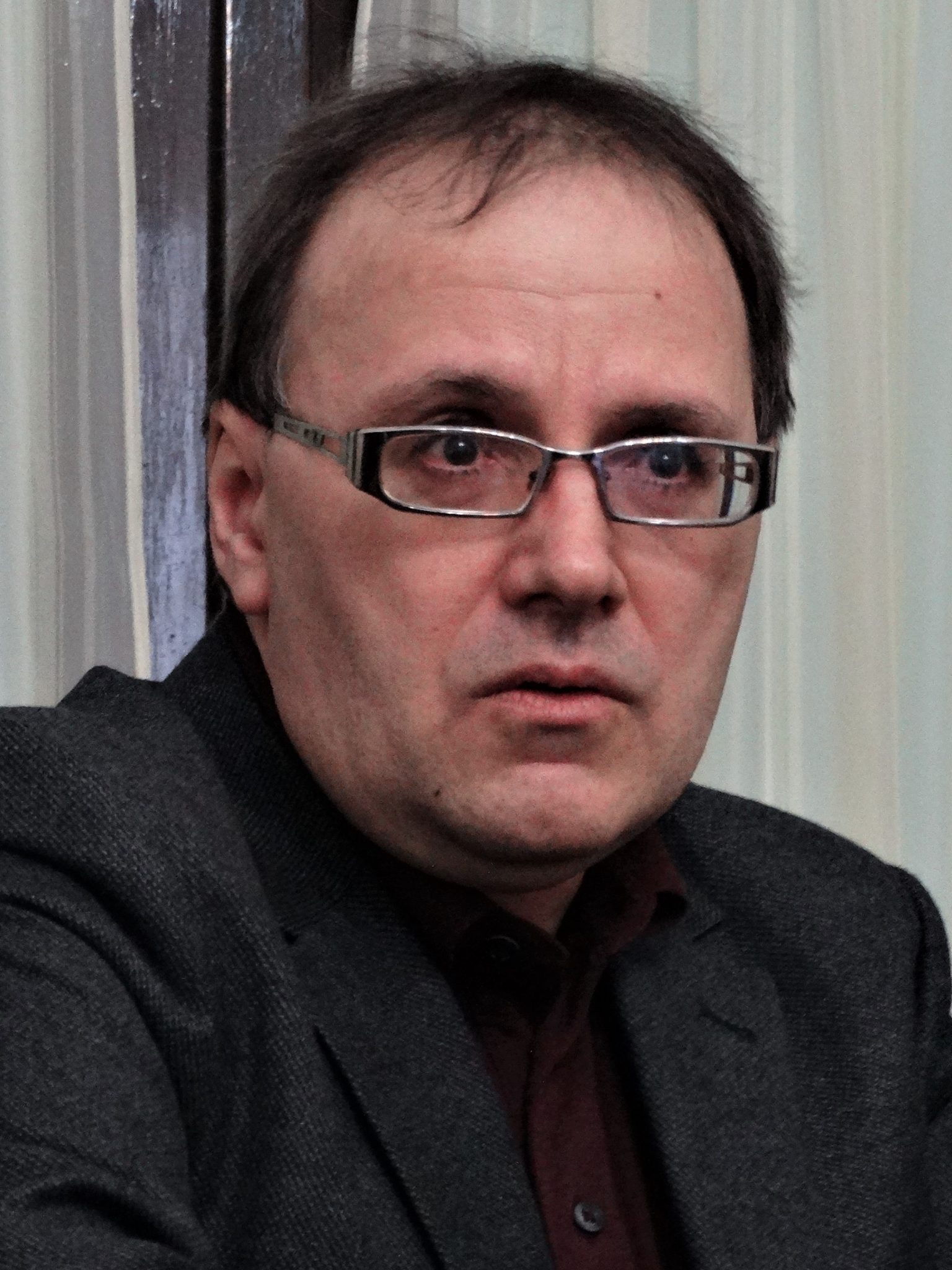 DRAGOȘ PETRESCU – Facultatea de Științe Politice