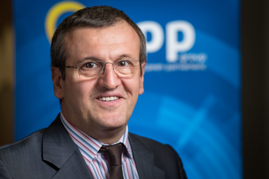 CRISTIAN PREDA – Facultatea de Științe Politice